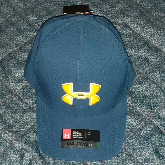 Under Armour | Accessories | New Ua Pro Under Armour Fitted Hat Cap ...